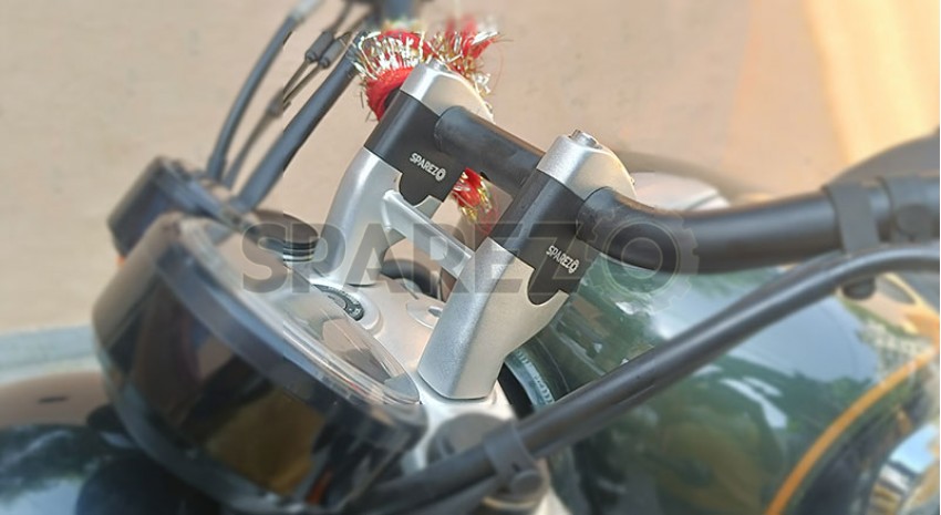 Royal Enfield Super Meteor 650 Aluminium Handlebar Risers 35mm Black